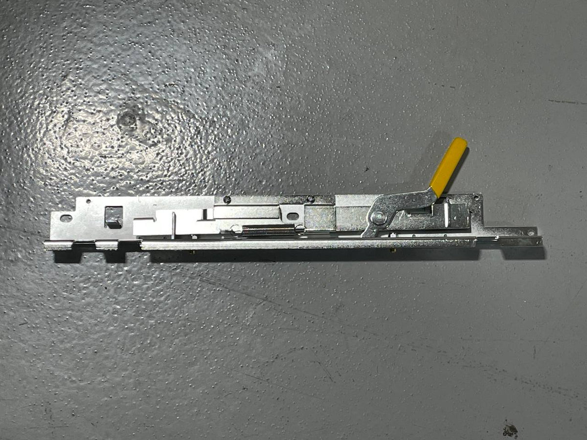 Lockdown Bar Receiver (PUR0002-00) – American Pinball